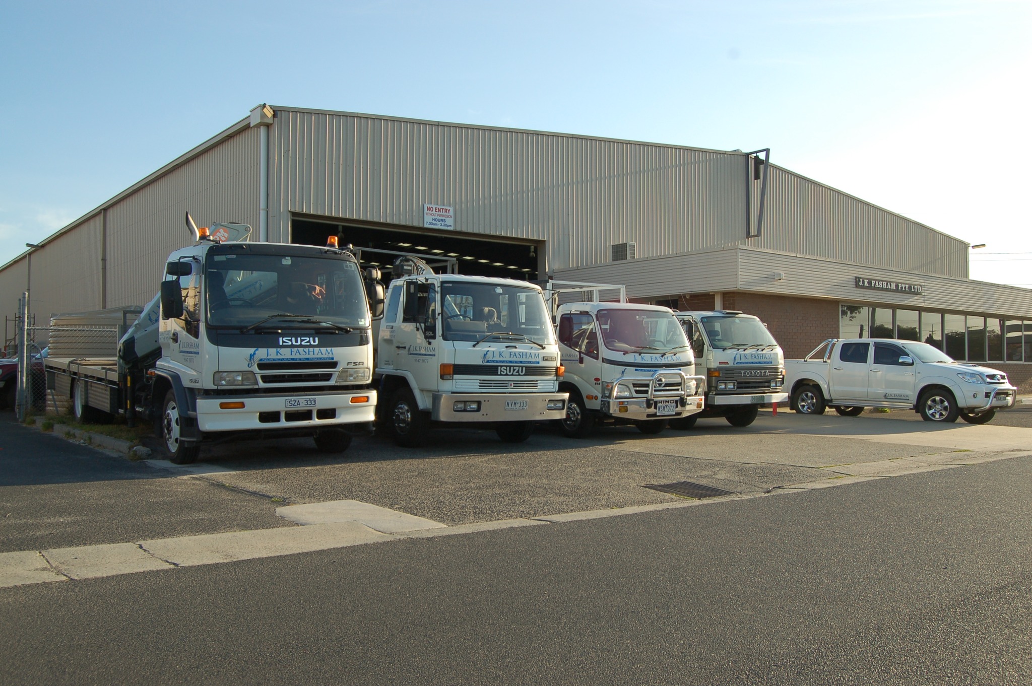 Sculpture Storage for Large and Small Pieces: Flexible Solutions to Fit ...